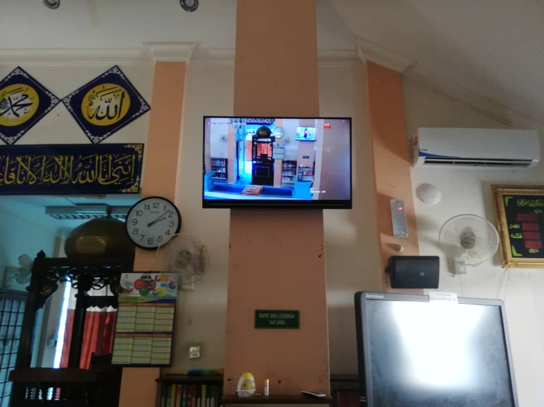 Sistem Info TV dan Jam Solat di Masjid Tok Janggut Melaka