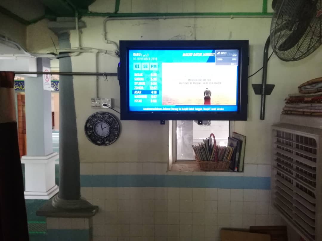 Sistem Info TV dan Jam Solat di Masjid Tok Janggut Melaka