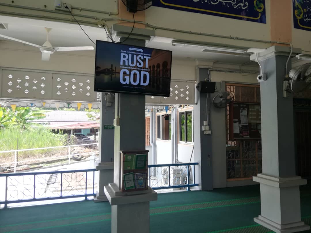 Sistem Info TV dan Jam Solat di Masjid Tok Janggut Melaka